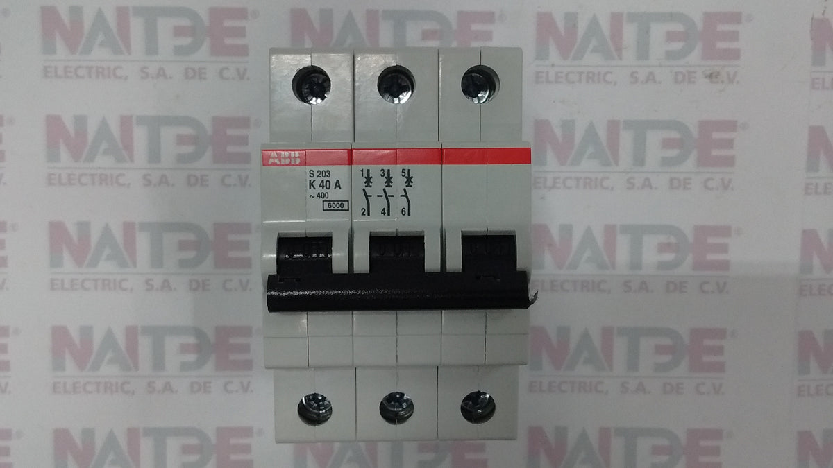INTERRUPTOR TERMO ABB 3 P 40 AMP. 230-400 VCA CAT S203-K40 #2CDS253001 – NAITDE ELECTRIC