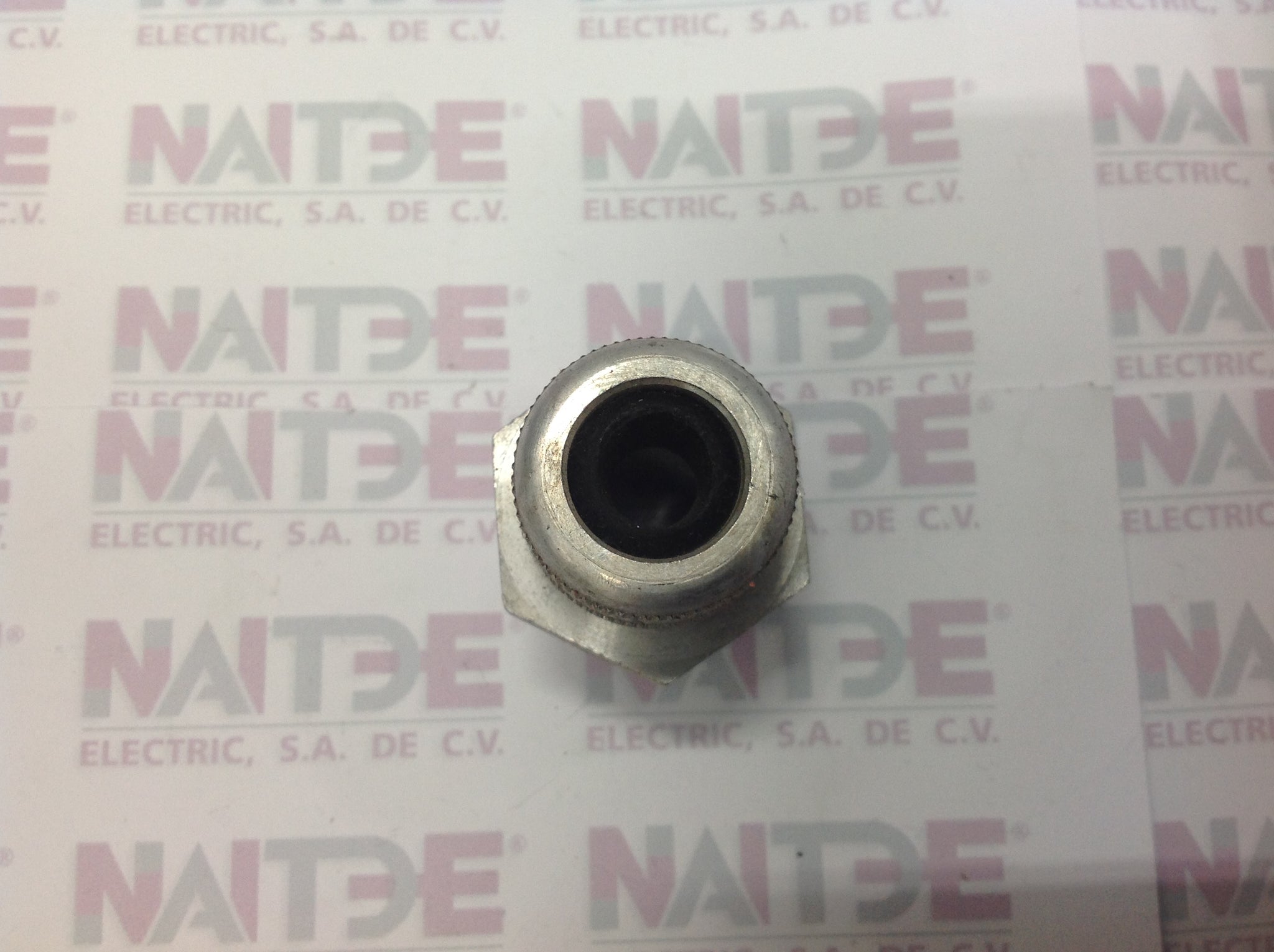 CONECTOR GLANDULA DE ALUMINIO CON REDUCCION DE 1" - 1/2" (S/M) – NAITDE ELECTRIC